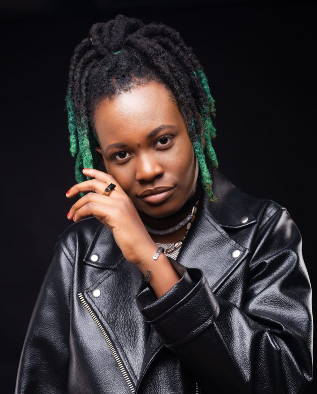 My husband to be left me on our wedding day – Musician OV - PRIMA NEWS